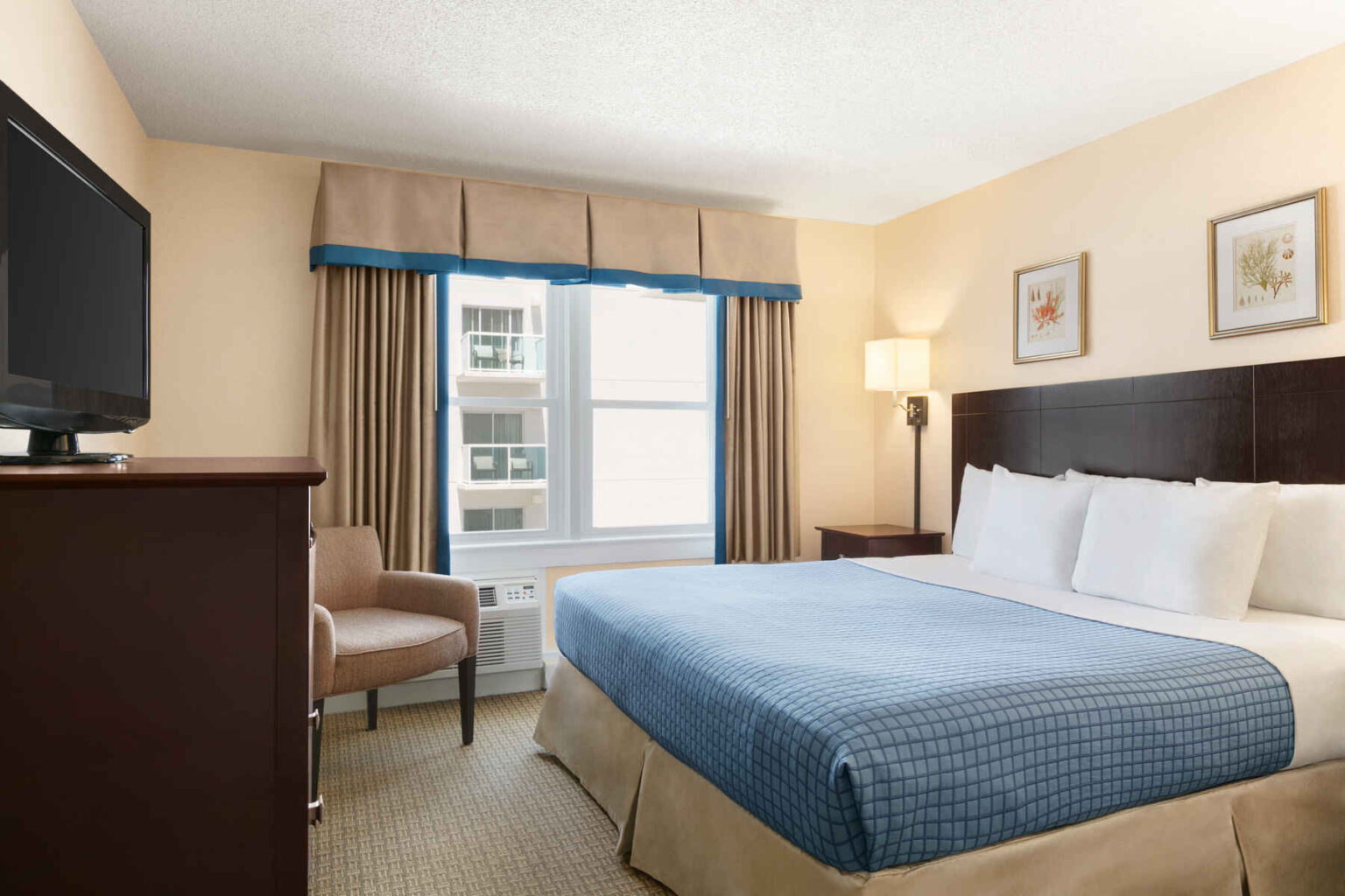 Photos – Harrison Hall Hotel