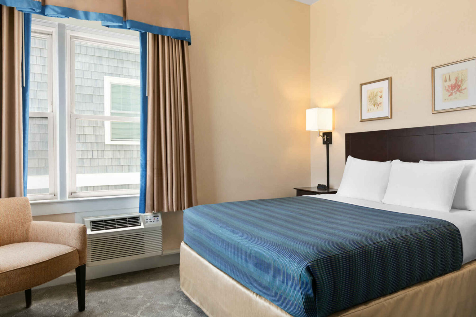 Photos – Harrison Hall Hotel